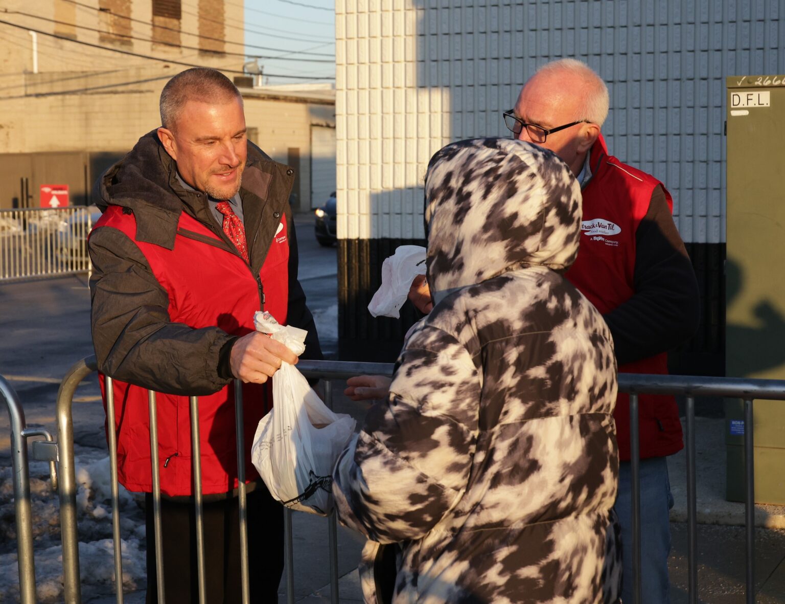 Strack & Van Til and Hormeldonate hams for the holidays - Strack & Van ...